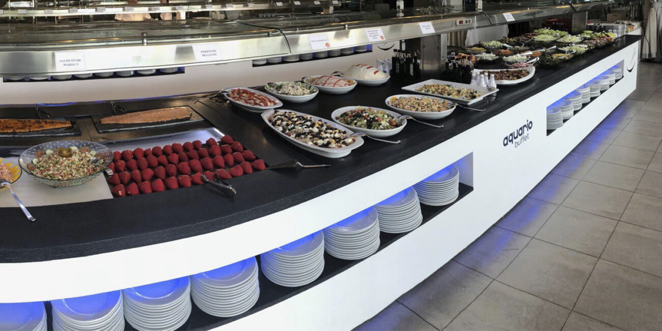 Buffet de "los Domingos en Familia" - Aquario Celebraciones. Salón de ...